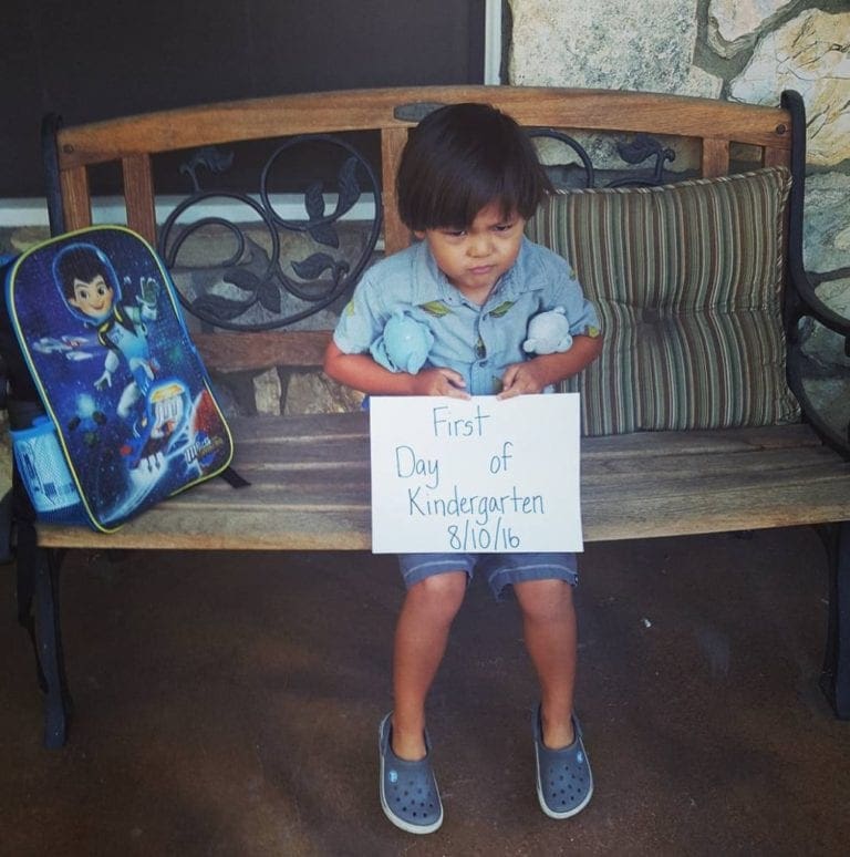 24 Hilarious First Day of School Photo Fails You Need in Your Life Today